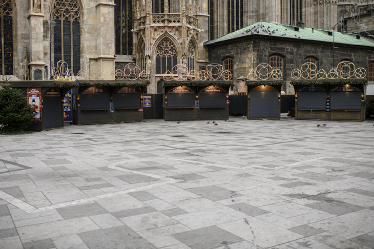 Three-week lockdown starts in Austria as case numbers rise