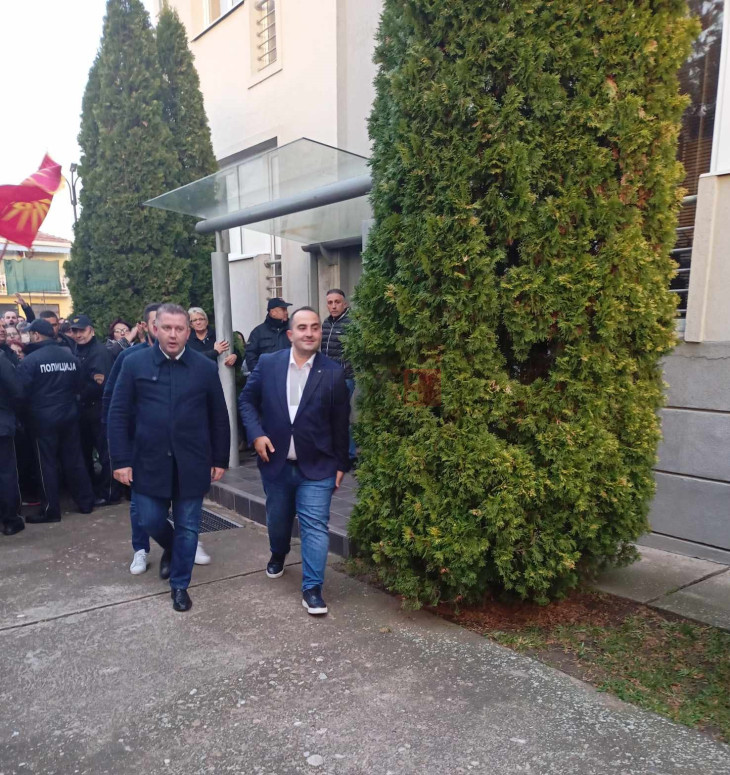 Shaqiri në takim me prindërit e SHFK "Todor Janev" në Çashkë