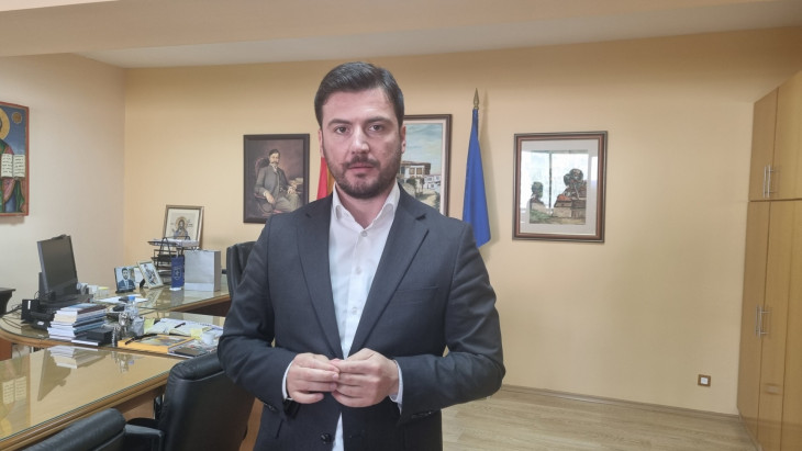 Jordanov: Pas orës 10 e presim mbështetjen nga ajri për zjarret në ...