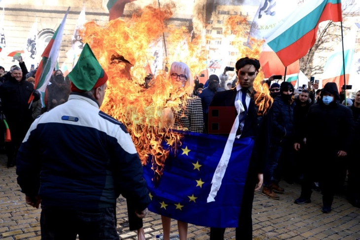 Фон дер Лајен за протестите во Софија Насилството и вандализмот никогаш не се решение