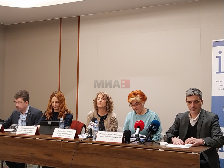 Дебата Неопходна е регулација на содржините објавени на социјалните мрежи младите полесно