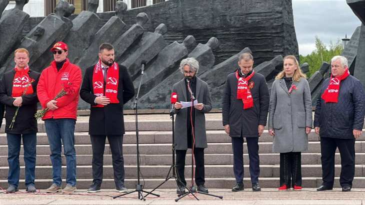 Apasiev visits Russia to celebrate Victory Day over Fascism